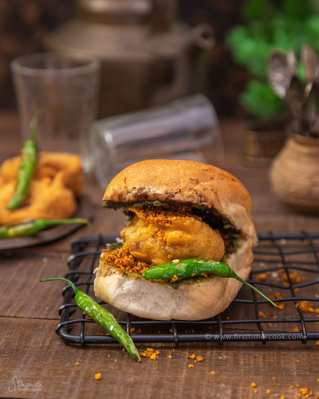 Vada Pav - First Timer Cook